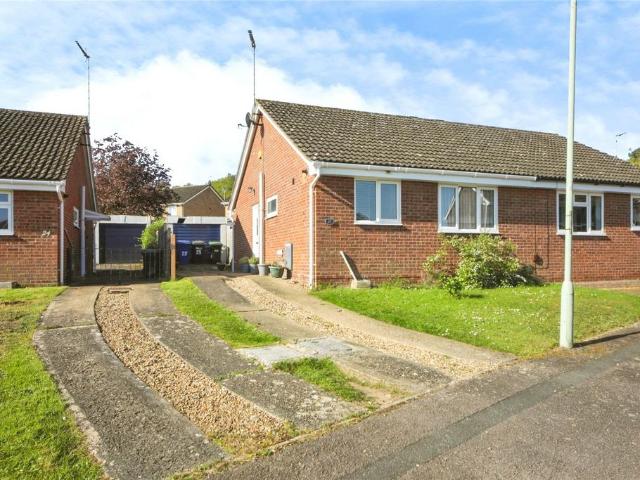 2 bedroom bungalow for sale