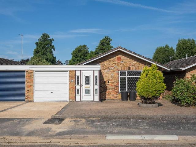 2 bedroom bungalow for sale