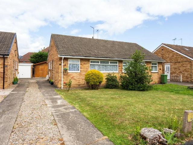 2 bedroom bungalow for sale