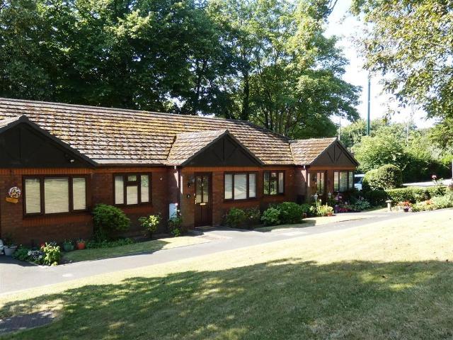 2 bedroom bungalow for sale