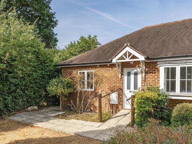2 bedroom bungalow for sale