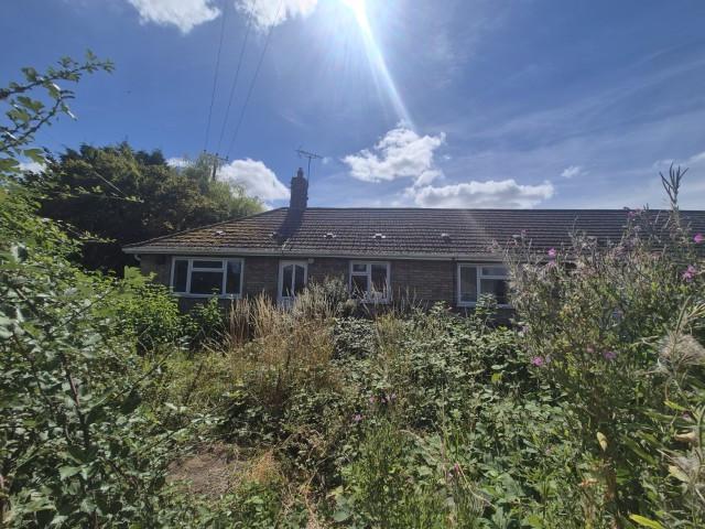 2 bedroom bungalow for sale