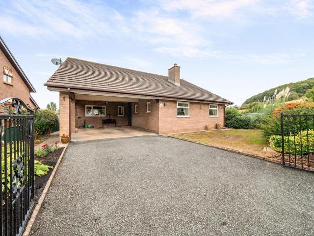 2 bedroom bungalow for sale