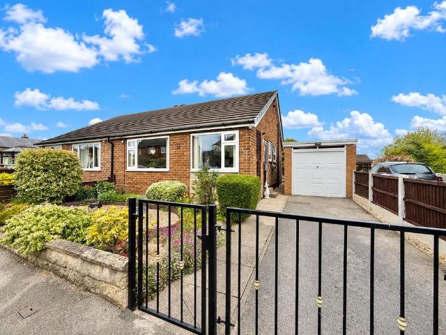 2 bedroom bungalow for sale