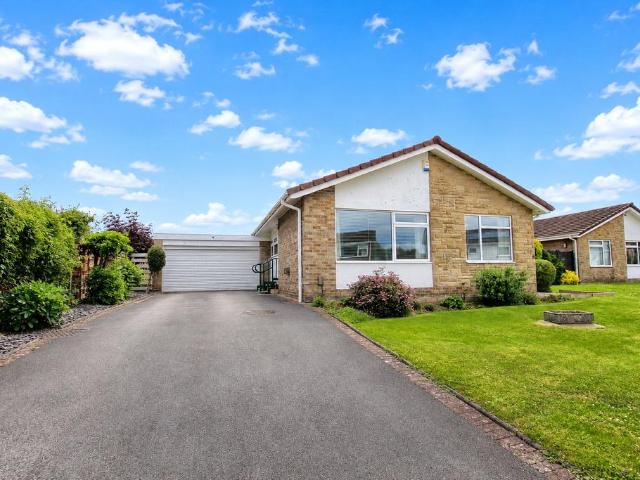 2 bedroom bungalow for sale