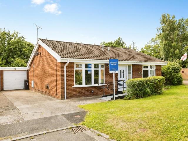 2 bedroom bungalow for sale
