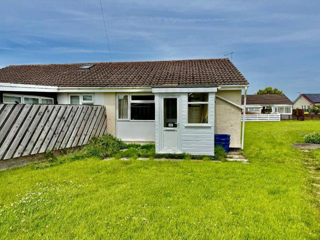 2 bedroom bungalow for sale