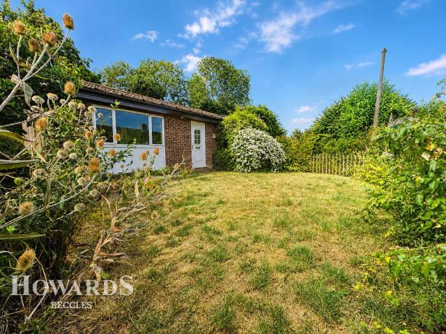 2 bedroom bungalow for sale