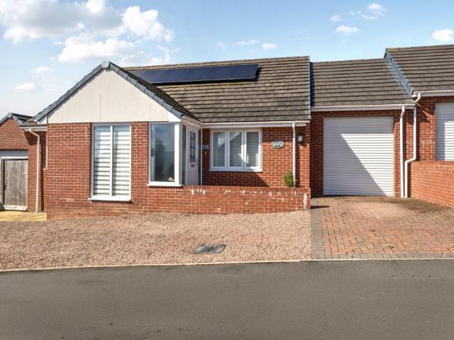 2 bedroom bungalow for sale