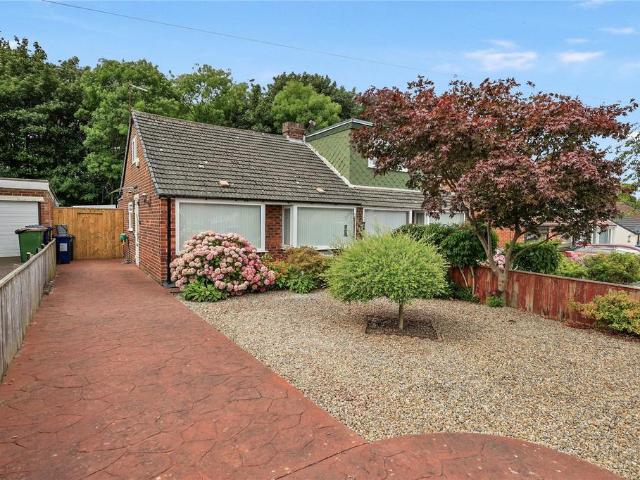 2 bedroom bungalow for sale