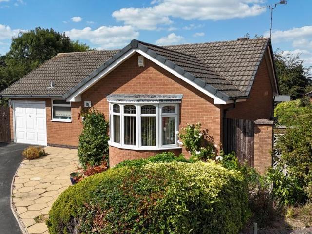 2 bedroom bungalow for sale