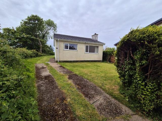 2 bedroom bungalow for sale