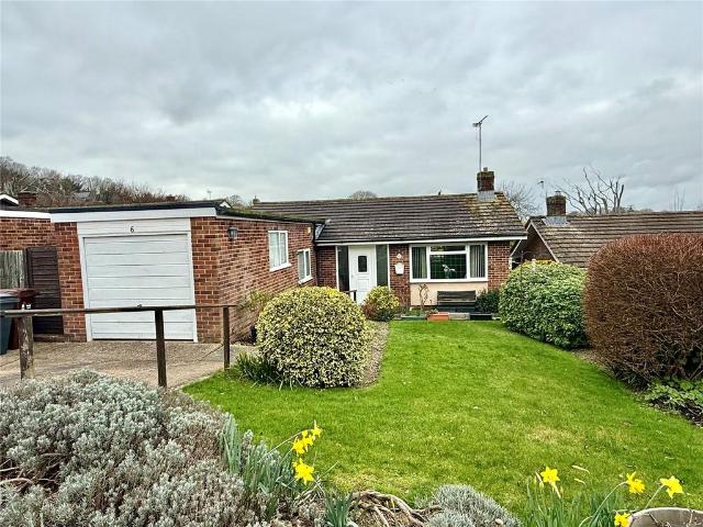 2 bedroom bungalow for sale