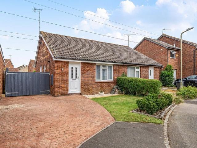 2 bedroom bungalow for sale