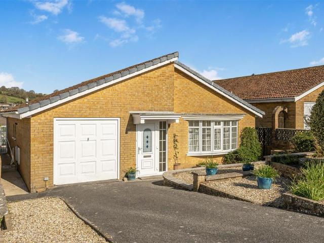 2 bedroom bungalow for sale
