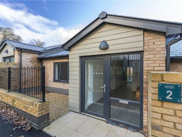 2 bedroom bungalow for sale