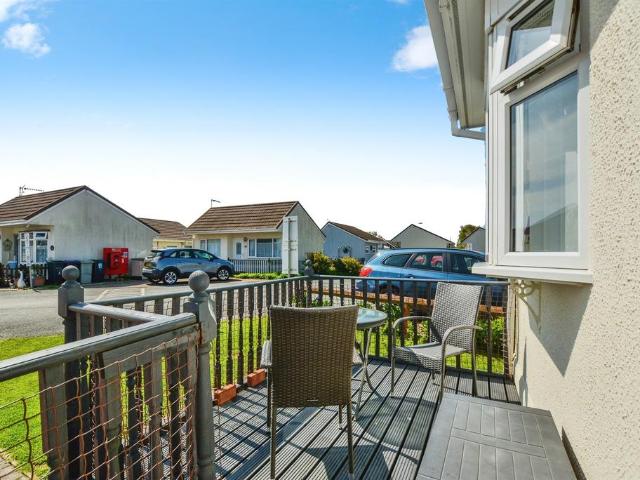 2 bedroom bungalow for sale