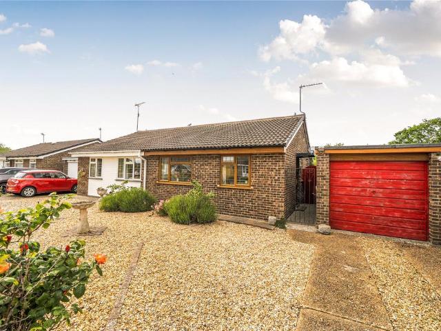 2 bedroom bungalow for sale