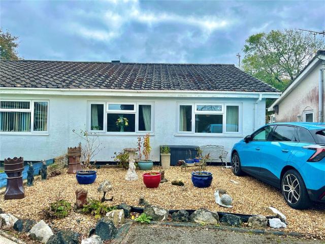 2 bedroom bungalow for sale