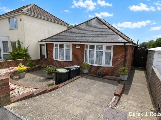 2 bedroom bungalow for sale