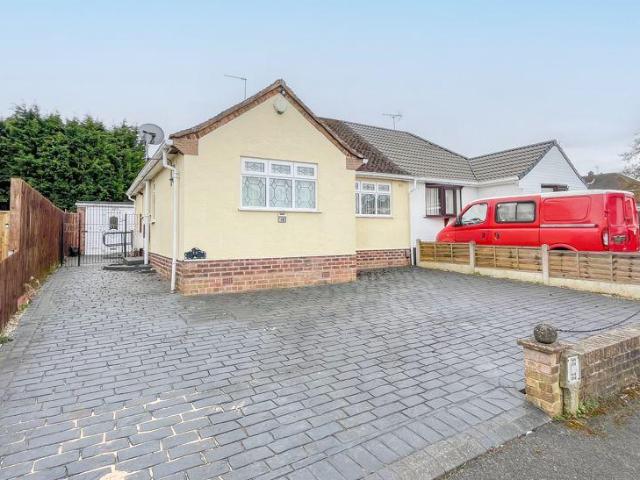 2 bedroom bungalow for sale