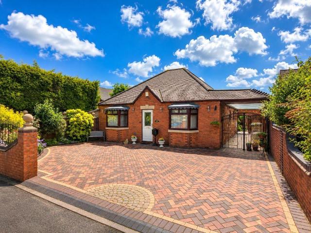 2 bedroom bungalow for sale