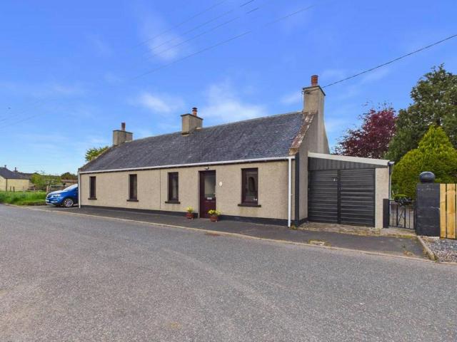 2 bedroom bungalow for sale