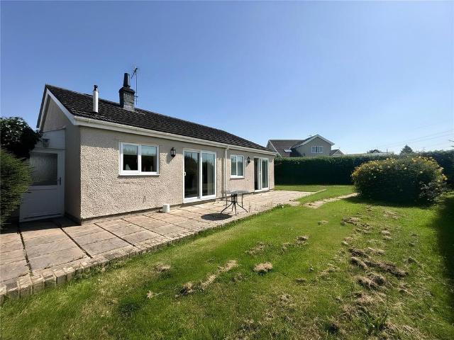 2 bedroom bungalow for sale