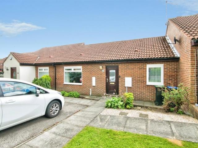 2 bedroom bungalow for sale