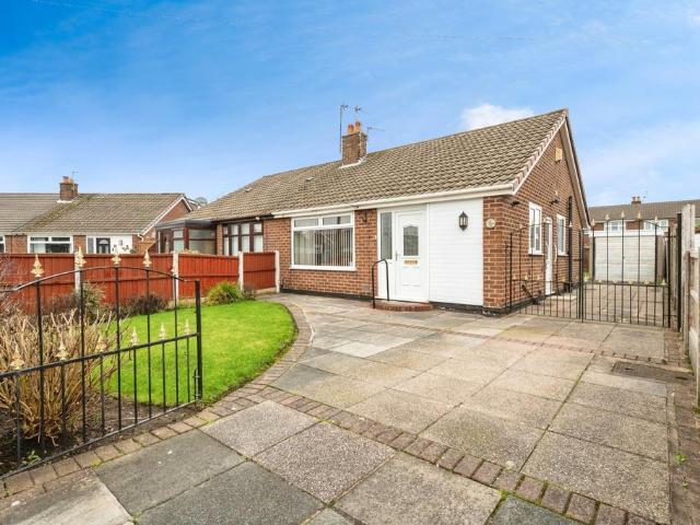 2 bedroom bungalow for sale