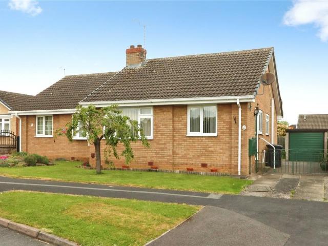 2 bedroom bungalow for sale