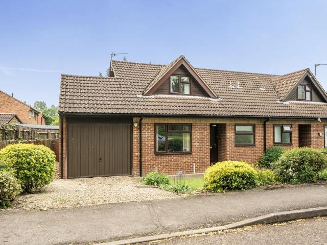 2 bedroom bungalow for sale