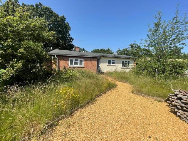 2 bedroom bungalow for sale
