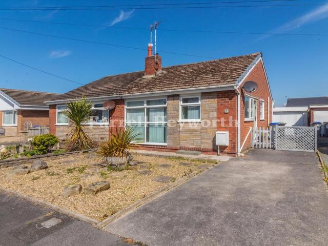 2 bedroom bungalow for sale