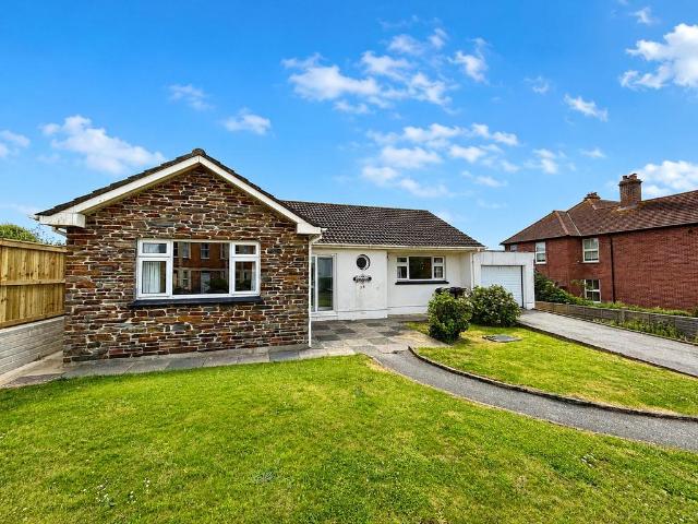 2 bedroom bungalow for sale