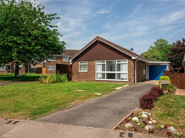 2 bedroom bungalow for sale
