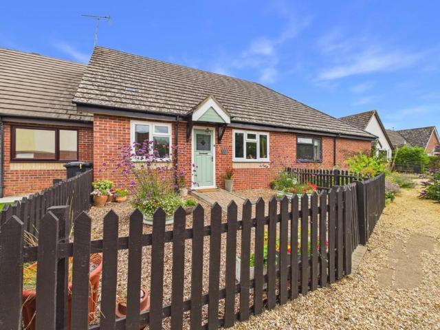 2 bedroom bungalow for sale