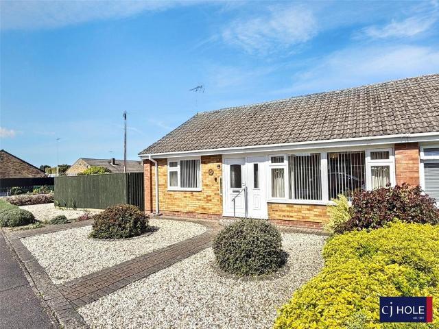 2 bedroom bungalow for sale