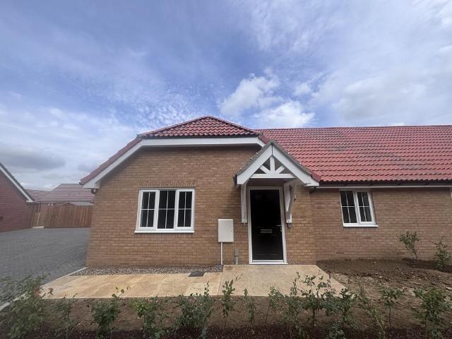 2 bedroom bungalow for sale