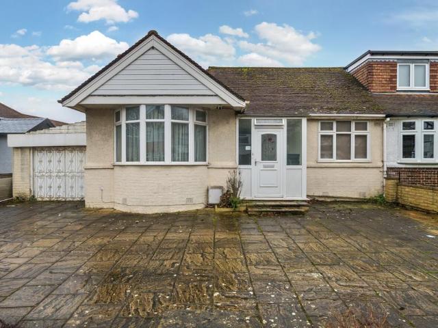 2 bedroom bungalow for sale