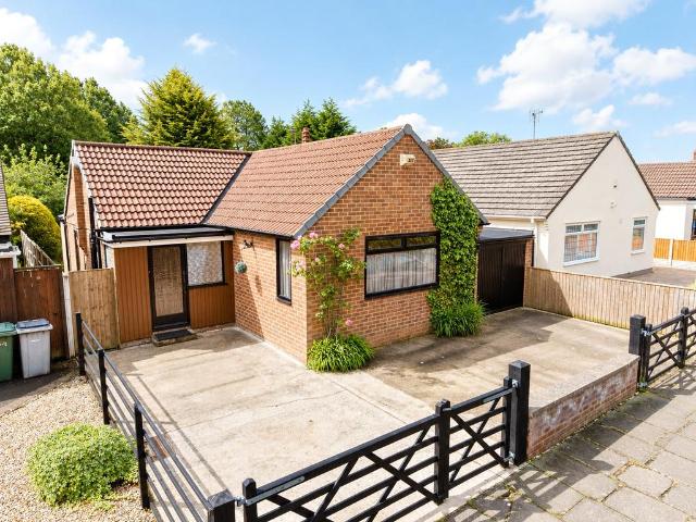 2 bedroom bungalow for sale