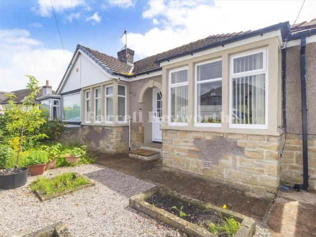 2 bedroom bungalow for sale