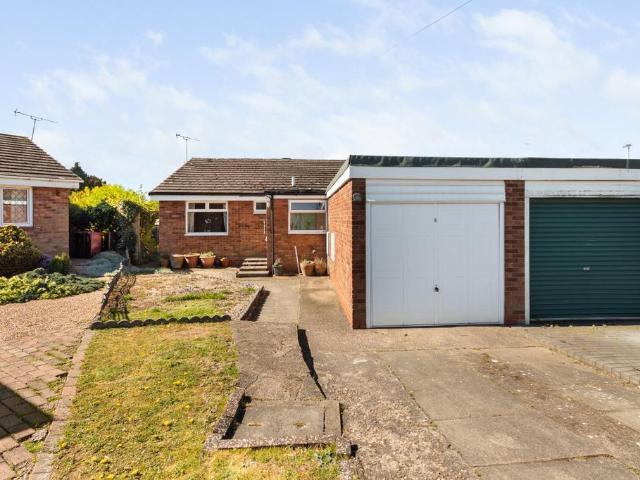 2 bedroom bungalow for sale