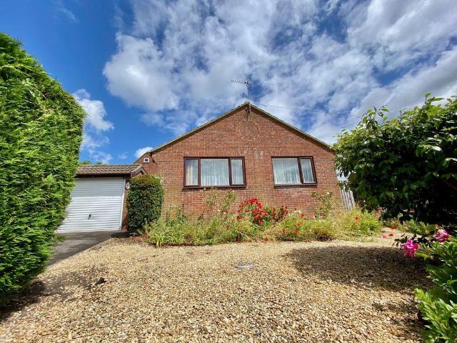 2 bedroom bungalow for sale