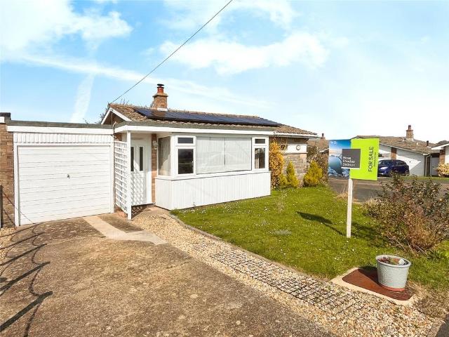 2 bedroom bungalow for sale