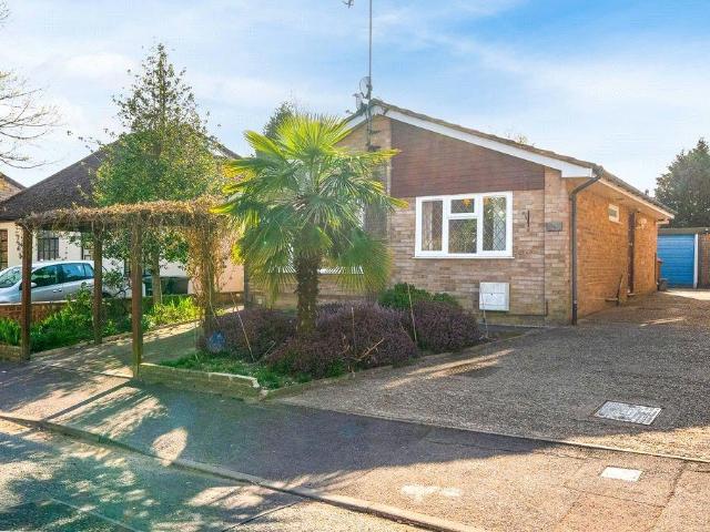 2 bedroom bungalow for sale