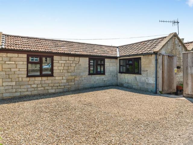 2 bedroom bungalow for sale
