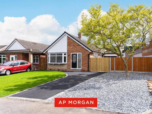 2 bedroom bungalow for sale