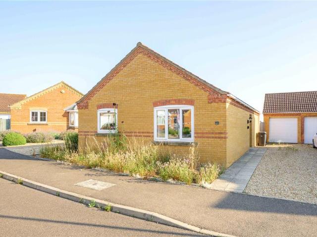 2 bedroom bungalow for sale