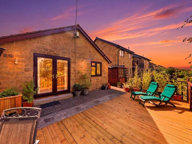 2 bedroom bungalow for sale